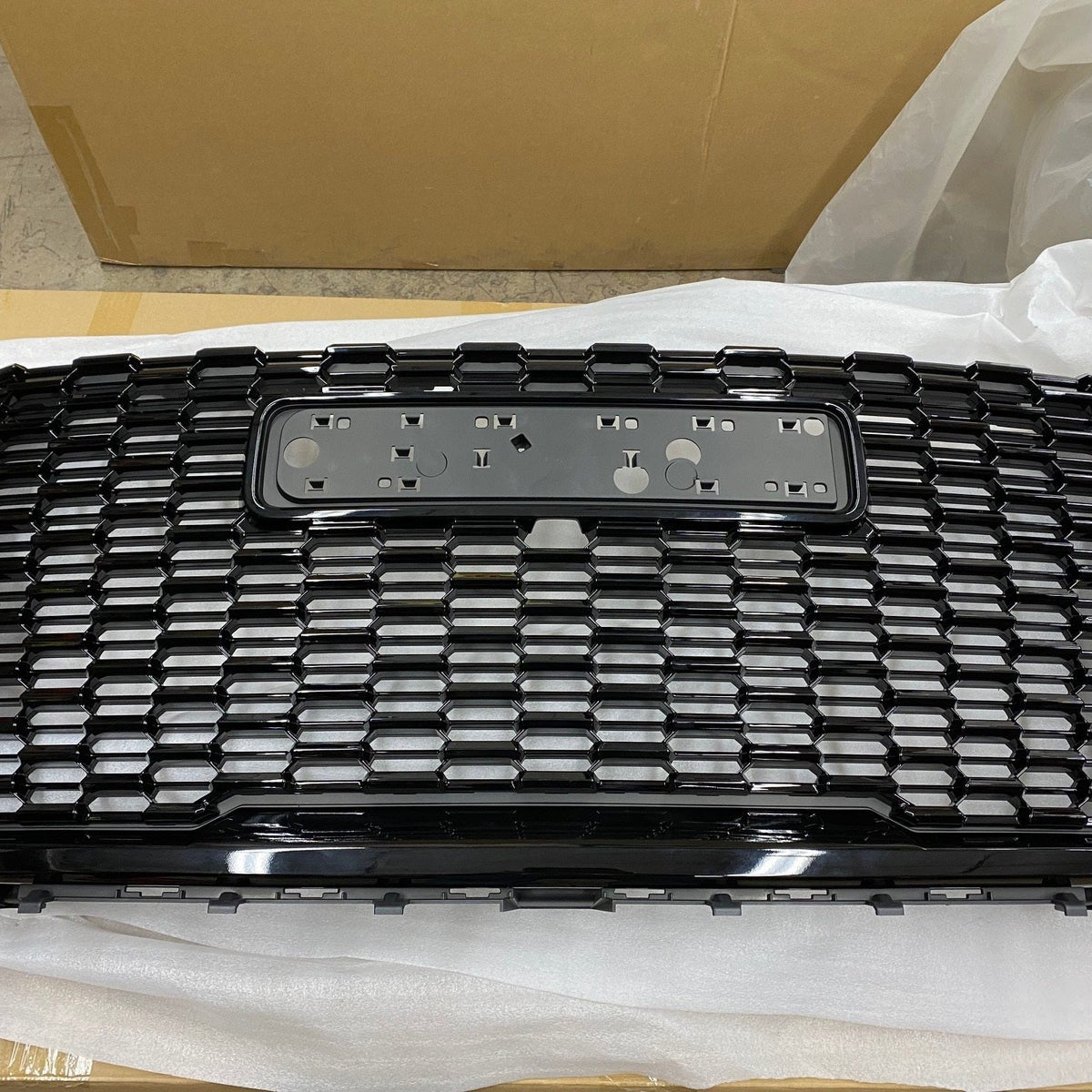 OPEN BOX** DL Style Grille (Gloss Black) For 2021-2022 GMC Yukon ...